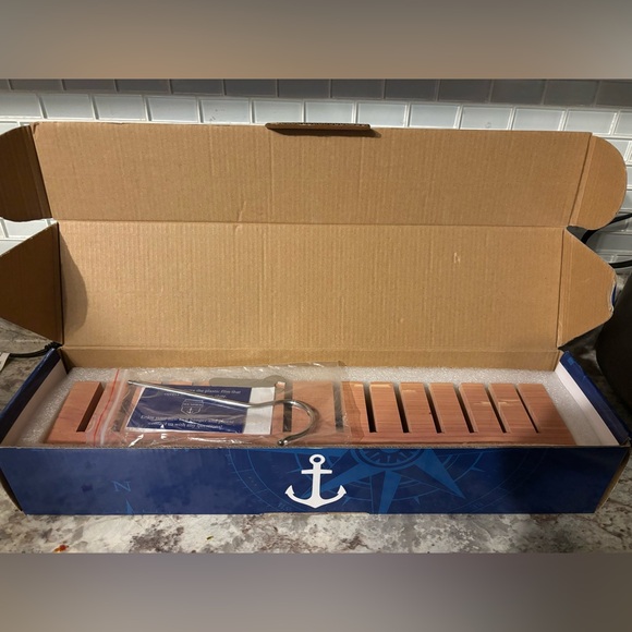 HoundsBay | Other | Houndsbay The Block Cedar Wood Belt Hanger New Open ...